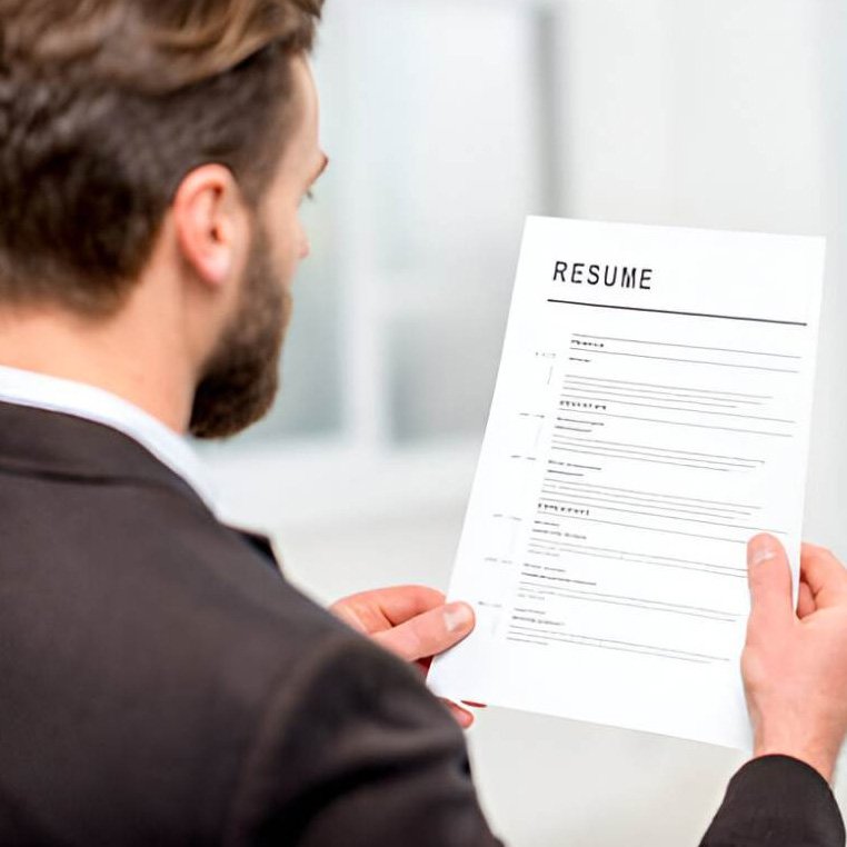 Phrasal verb “apply for” - meanings, pronunciation, transcription, examples